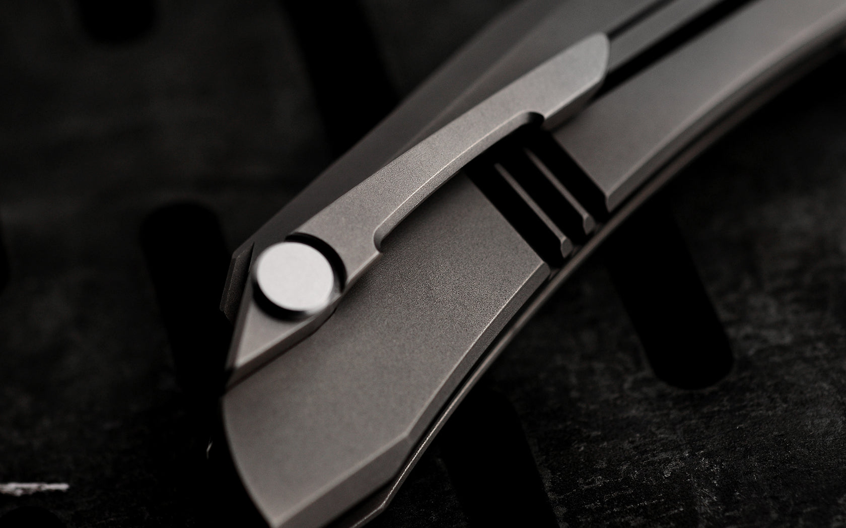 Atlas V2 (2024) - Sold Out – avianknives